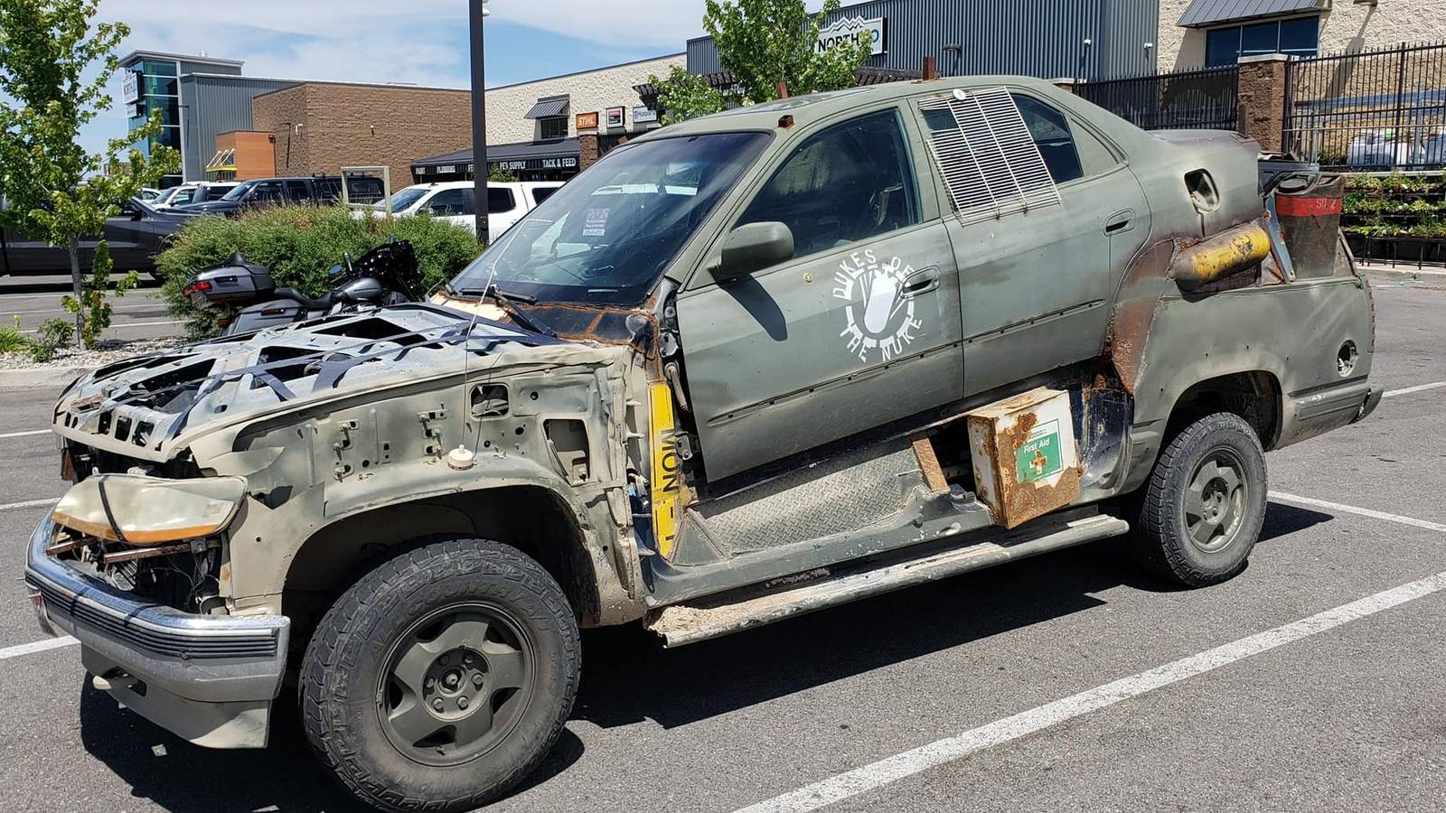 Someone Merged A Chevy Suburban With A Honda Accord And The Result Is ...