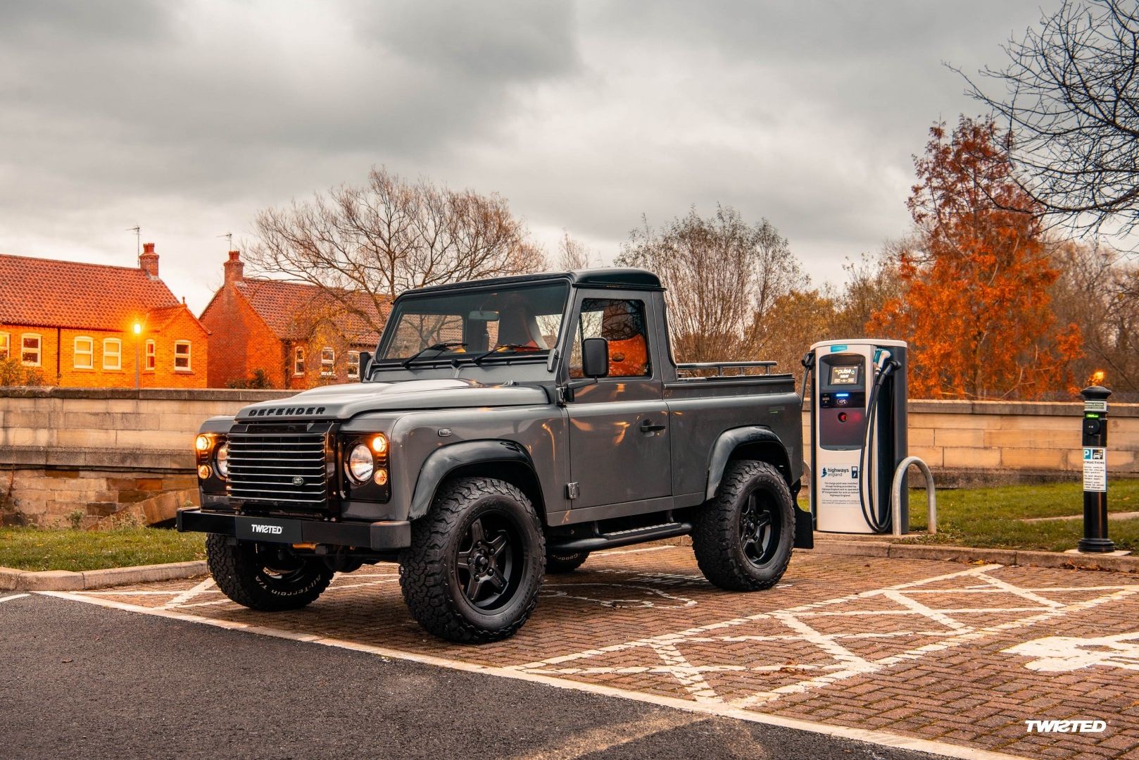 Electric Land Rover Defender Blends Old And New For $300,000