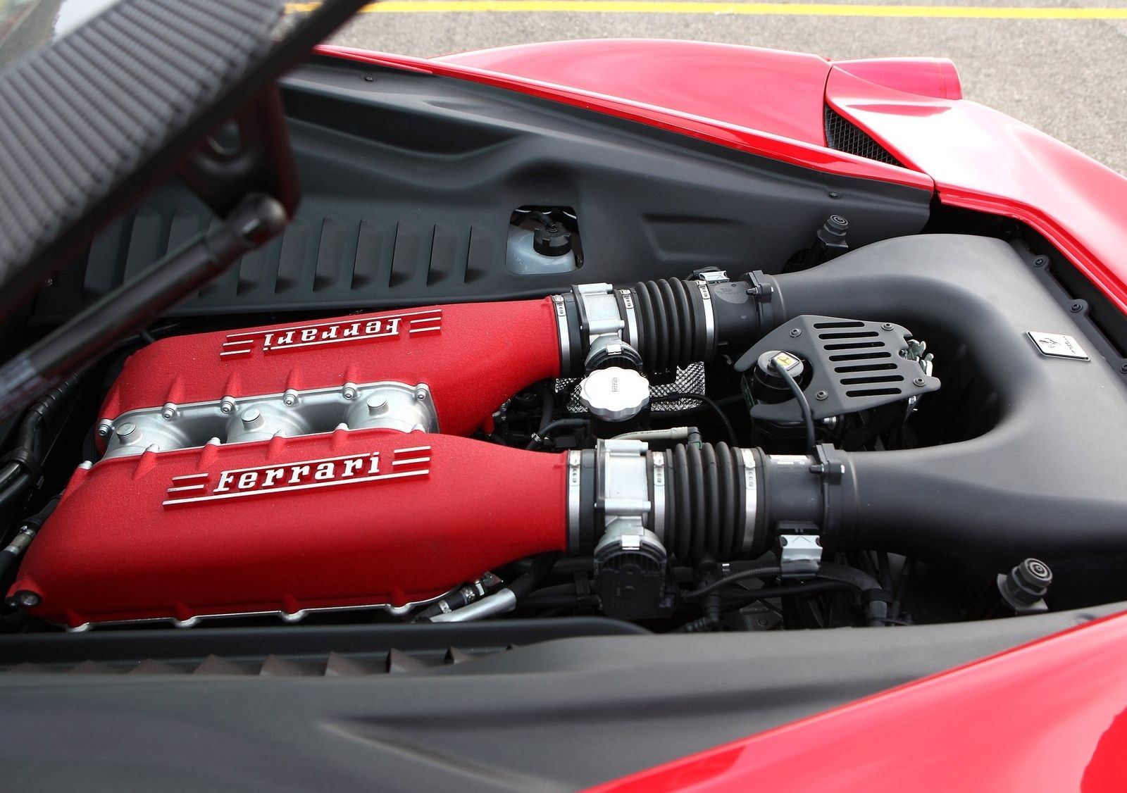Corvette Engineers Bought A Ferrari V8 To Help Develop Z06