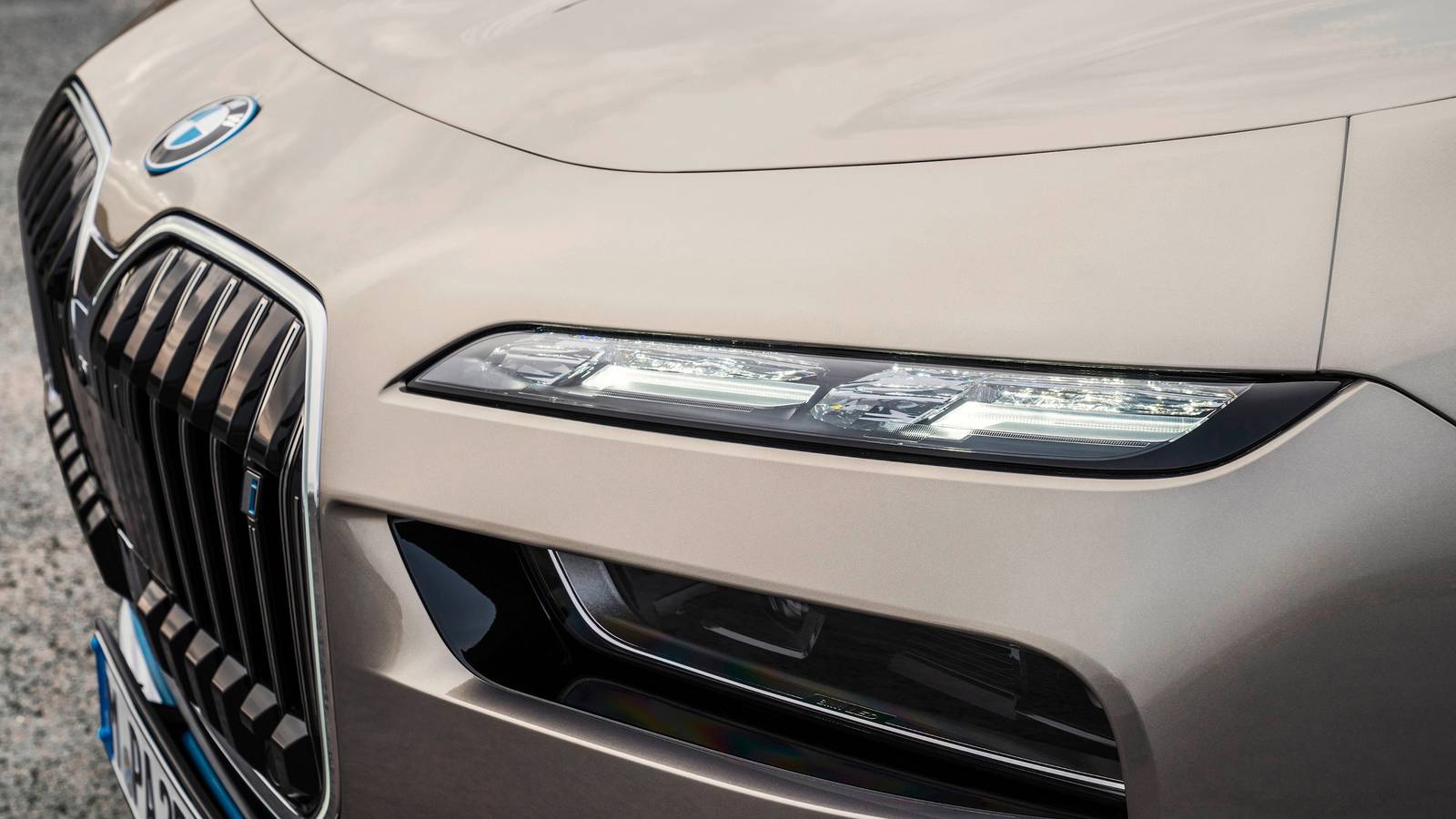 How The BMW i7's Crazy Swarovski Crystal Headlights Are Made